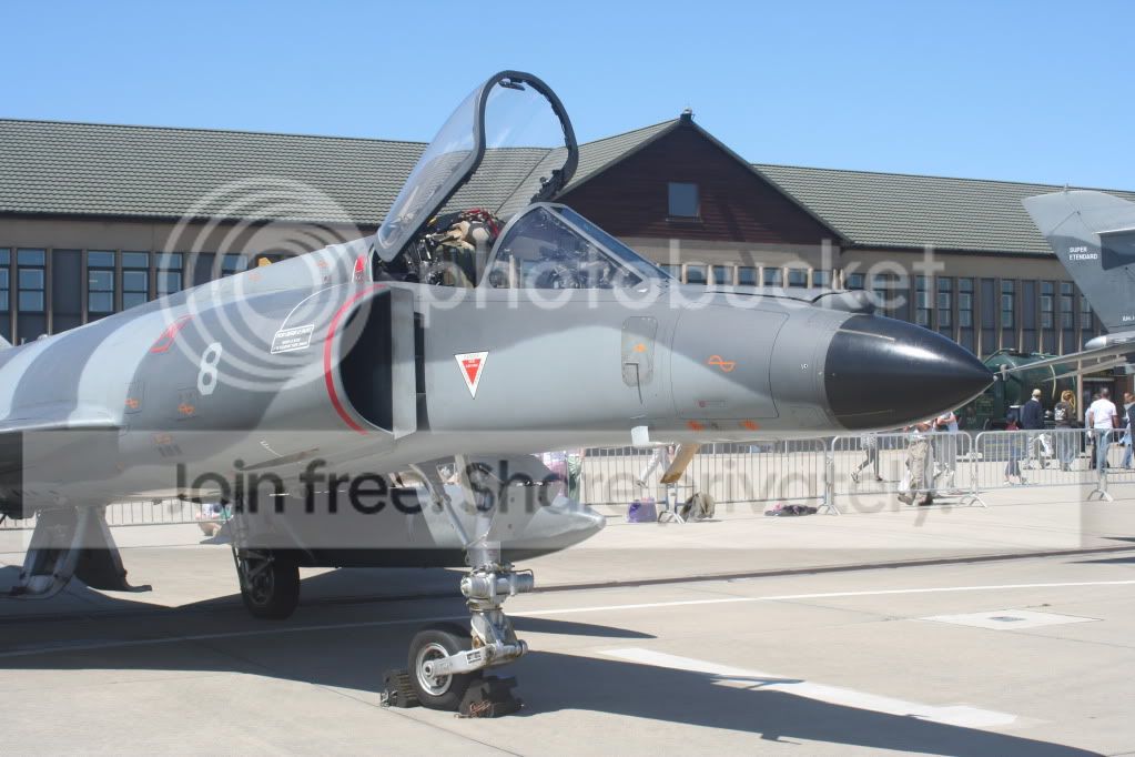 Super Etendard Colour question - Aircraft Cold War - Britmodeller.com